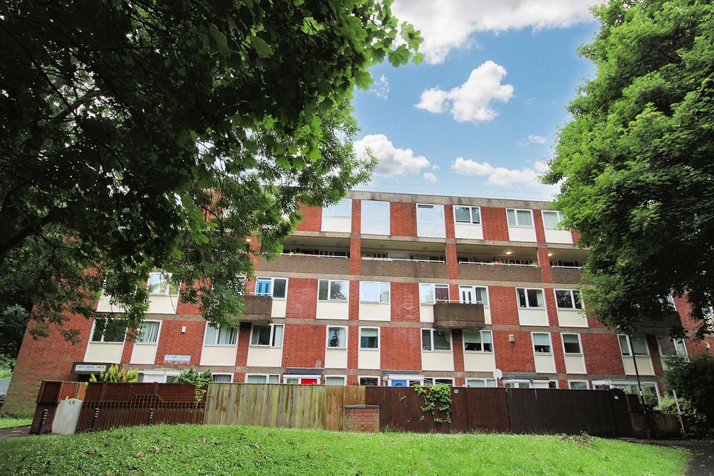 St. Ann's Close, Newcastle upon Tyne... 2 bed flat for sale - £75,000