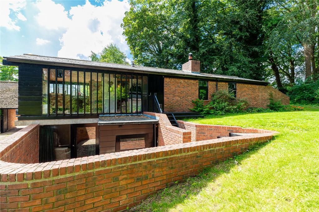 Oving Road, Aylesbury HP22 4 bed detached house for sale - £800,000