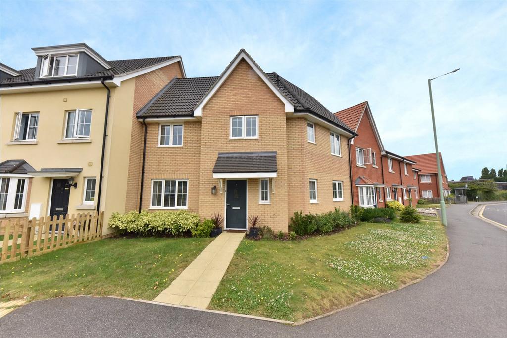 Periwinkle Walk, Red Lodge, Bury St.... 3 bed semi-detached house - £ ...
