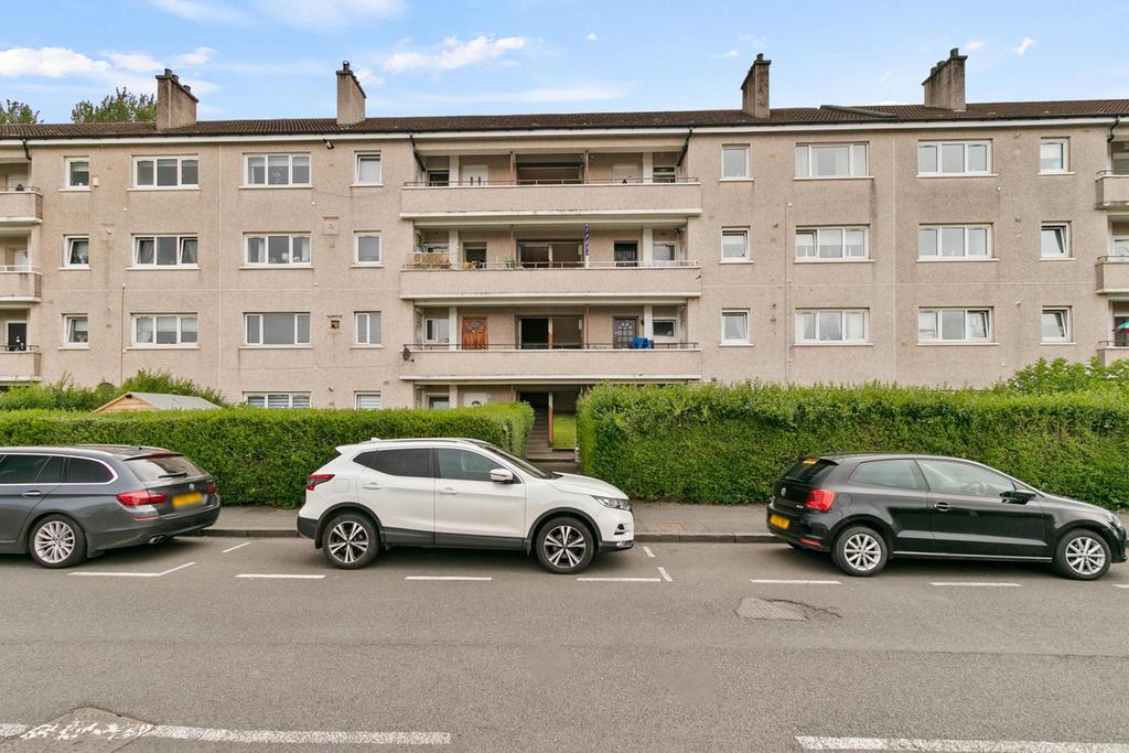 Burnfield Road, Glasgow, G43 3 bed flat for sale - £90,000