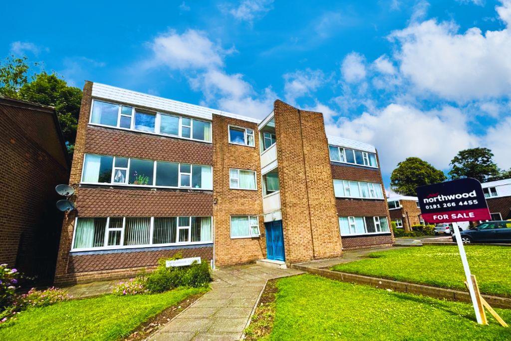 Woodside Court, Forest Hall, NE12 2 bed flat for sale - £130,000