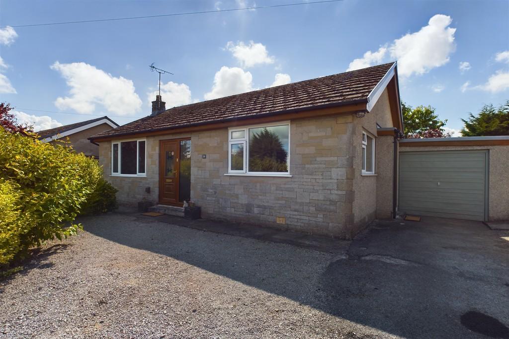 28 Templand Park, Allithwaite... 2 bed detached bungalow - £950 pcm (£ ...