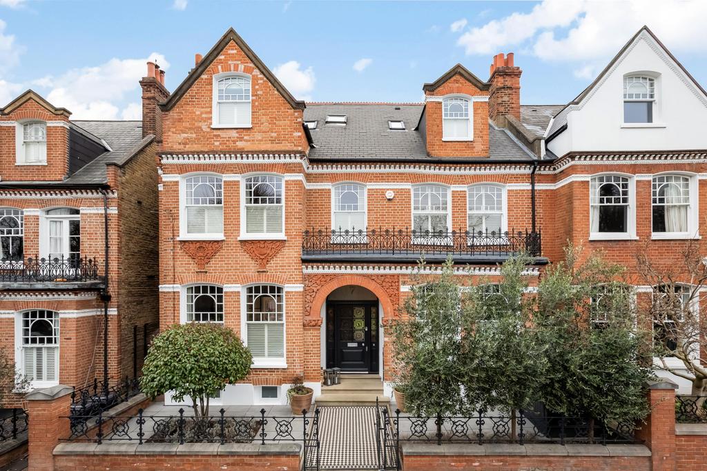 Hillbury Road, London, SW17. 7 bed semi-detached house for sale - £ ...