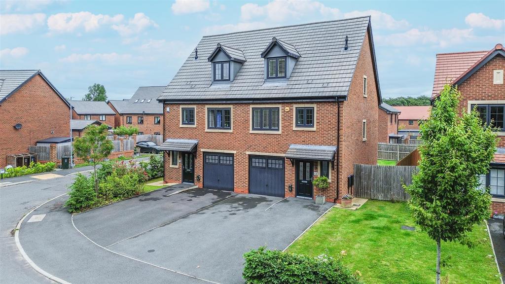 Greaves Hall Avenue, Banks, Southport... 3 bed semi-detached house - £ ...