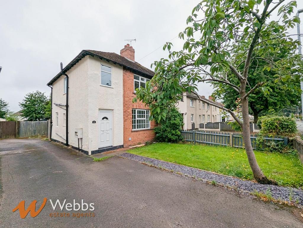 Hampton Street, Cannock WS11 2 bed semi-detached house - £800 pcm (£185 pw)