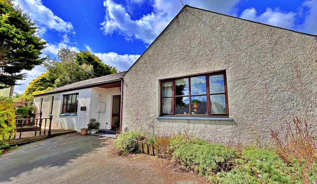 Croesgoch, Haverfordwest 2 bed detached bungalow for sale - £335,000