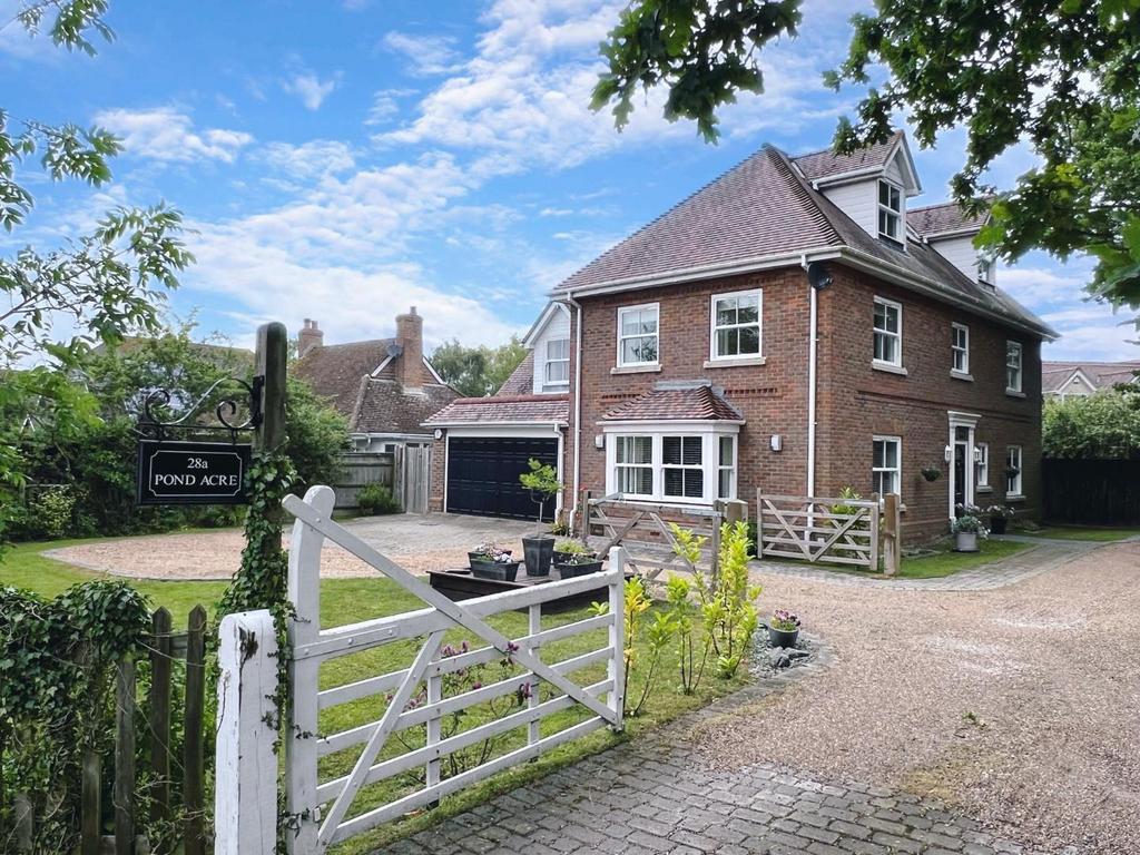 WITTERSHAM 6 bed detached house - £775,000