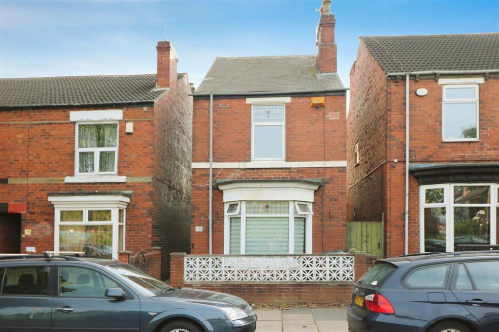 Ferham Road, Holmes, Rotherham 2 bed detached house - £115,000