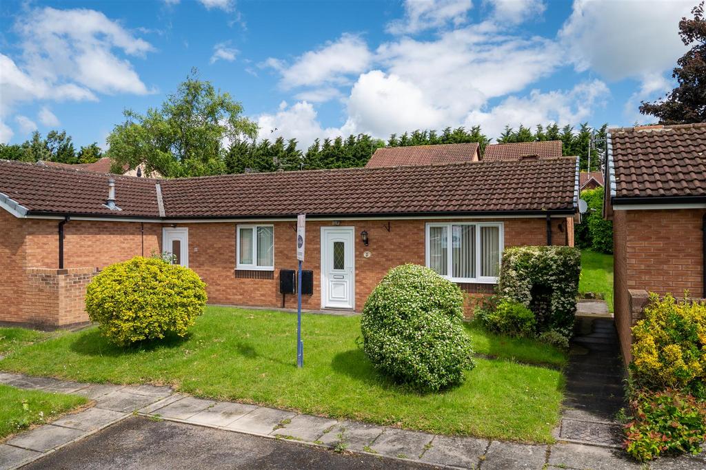 Ullswater Park, Dronfield Woodhouse... 2 bed semi-detached bungalow for ...