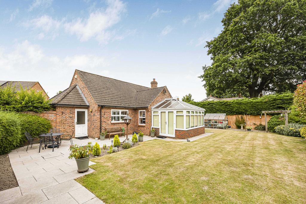 Little Langlands, East Hagbourne, OX11 3 bed detached bungalow - £719,950