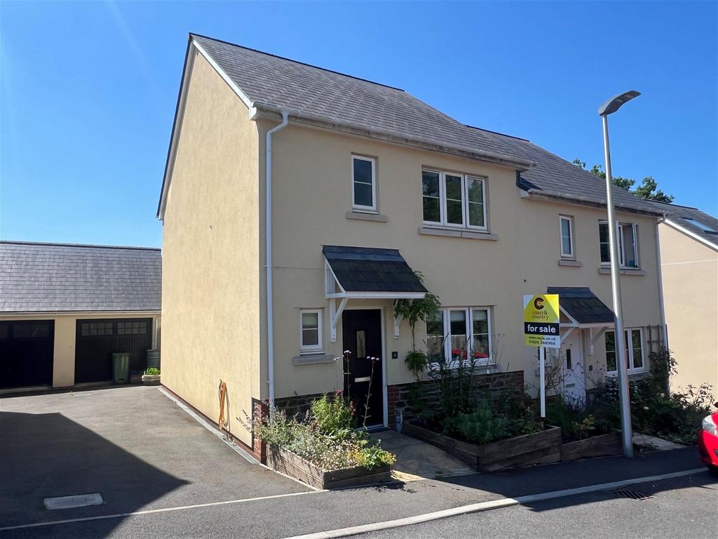Gilley Close, Bovey Tracey 3 bed semi-detached house for sale - £360,000