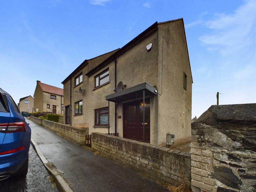 Macduff AB44 2 bed semi-detached house - £74,000