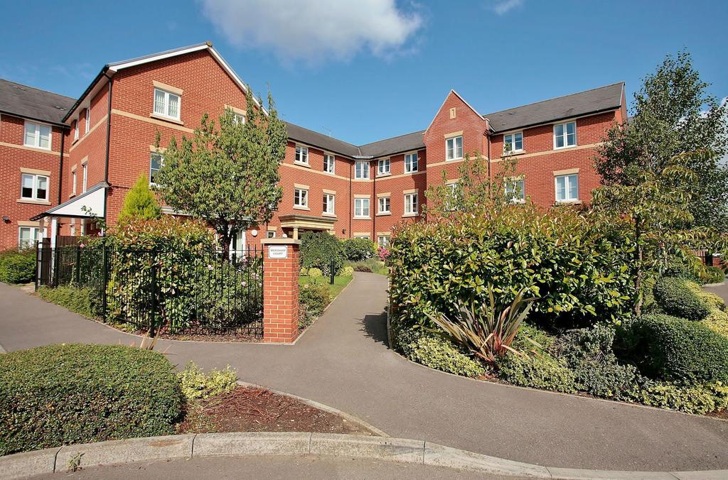 Merisham Court, Banbury 1 bed flat for sale - £75,000