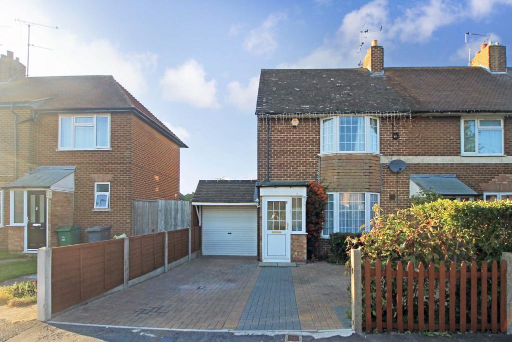 Northfields, Dunstable LU5 3 bed end of terrace house for sale - £340,000