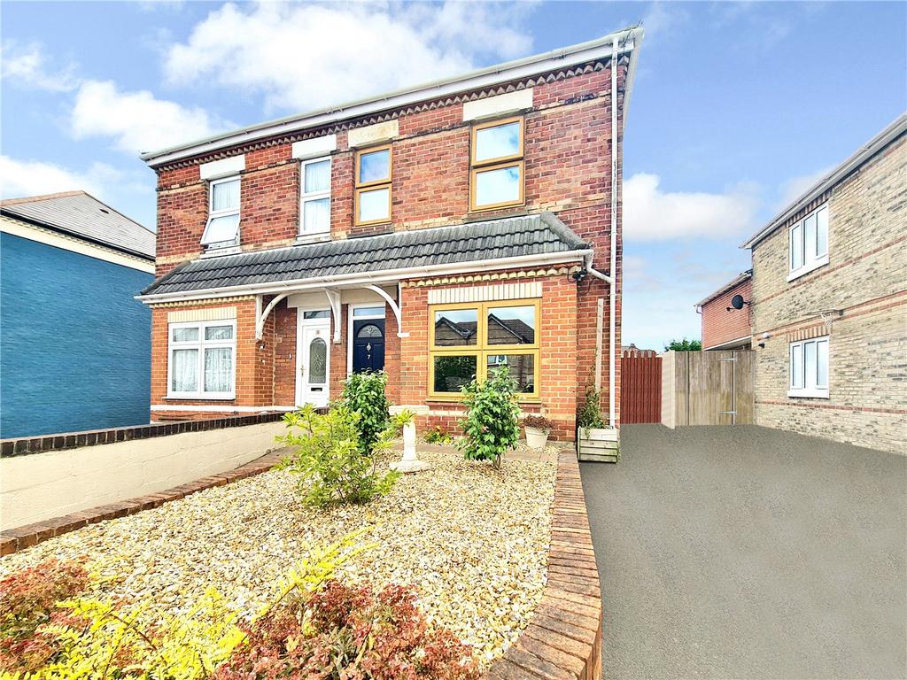 Shillito Road, Poole, Dorset, BH12 3 bed semi-detached house - £425,000