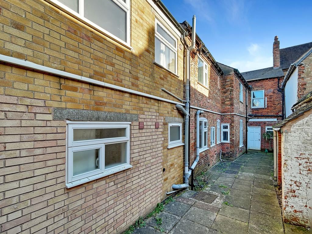 High Street, 18 High Street, LE17 1 bed flat - £650 pcm (£150 pw)