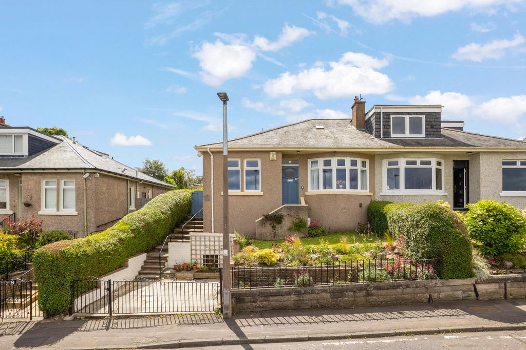 11 Ulster Drive, Willowbrae, EH8 7JG 3 bed semi-detached house for sale ...