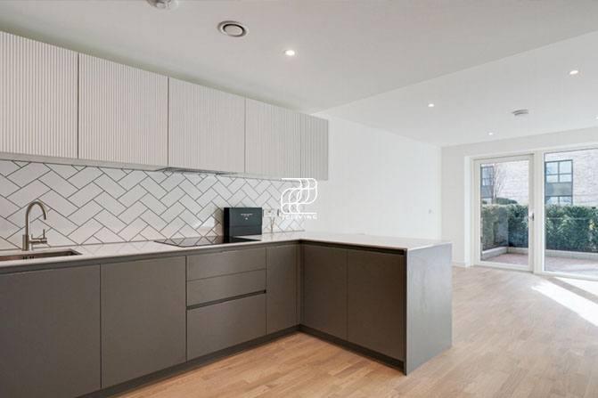 Edwin house, Southall, UB1 Studio - £1,560 pcm (£360 pw)