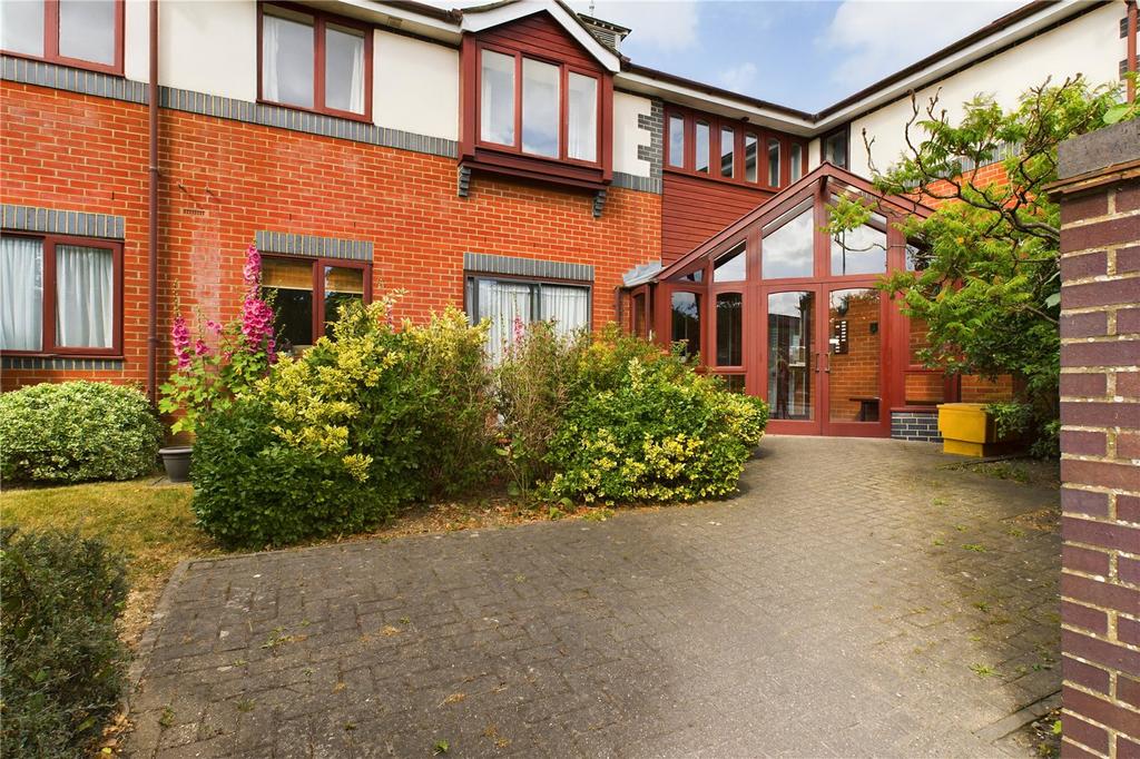 Reading Road, Pangbourne, Reading... 1 bed apartment for sale - £100,000