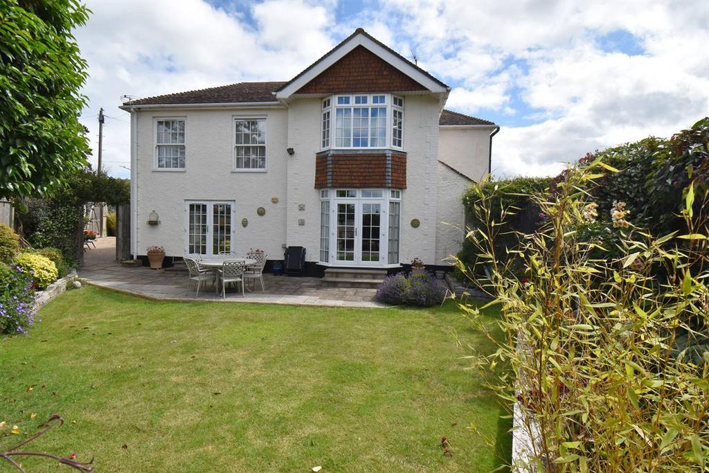 Kingsdown Park, Tankerton, Whitstable 3 bed detached house - £765,000