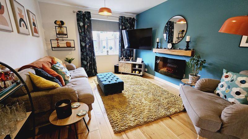 Mayne Avenue, Hereford HR2 2 bed terraced house - £184,950