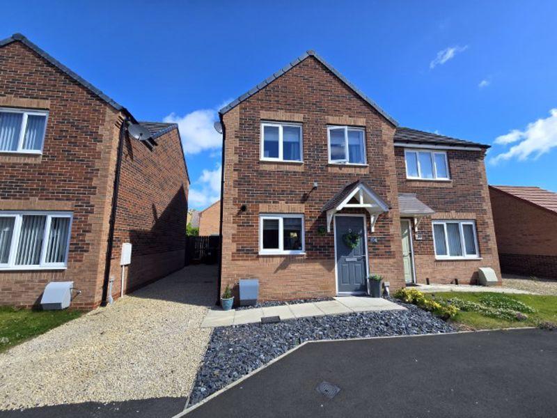 Field View, Windmill Park, Ashington 3 bed semi-detached house - £158,995