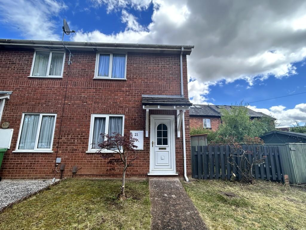 Exwick Court, Exeter EX4 2 bed end of terrace house - £1,050 pcm (£242 pw)