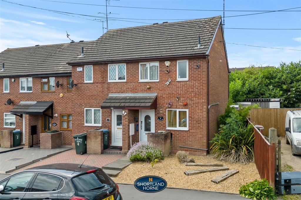 Briton Road, Stoke, Coventry, CV2 4RT 2 bed end of terrace house - £160,000