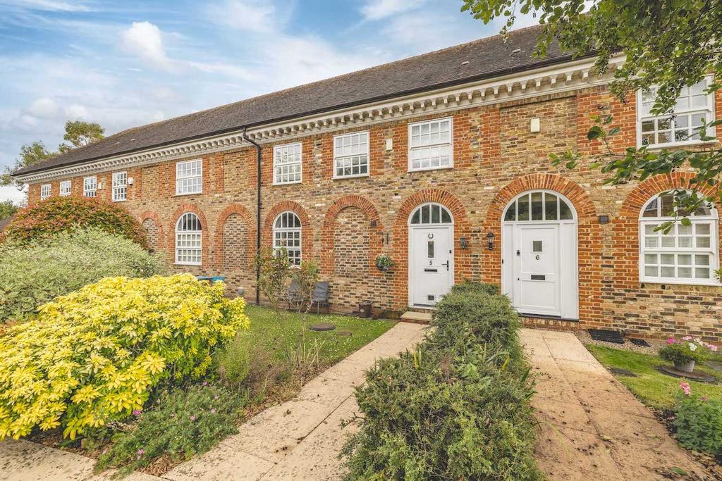 Millside Court, Iver SL0 2 bed terraced house for sale - £485,000