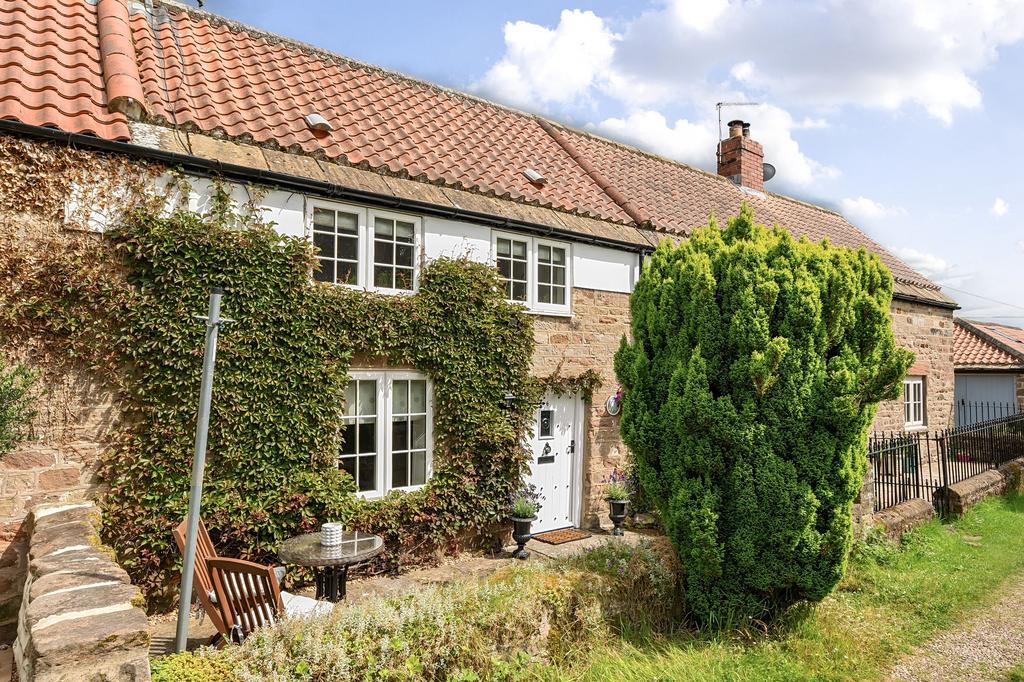 Plompton Square, Plompton, HG5 2 bed cottage for sale - £350,000