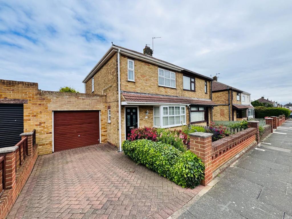 Studland Drive, Hartlepool 3 bed semi-detached house - £169,950
