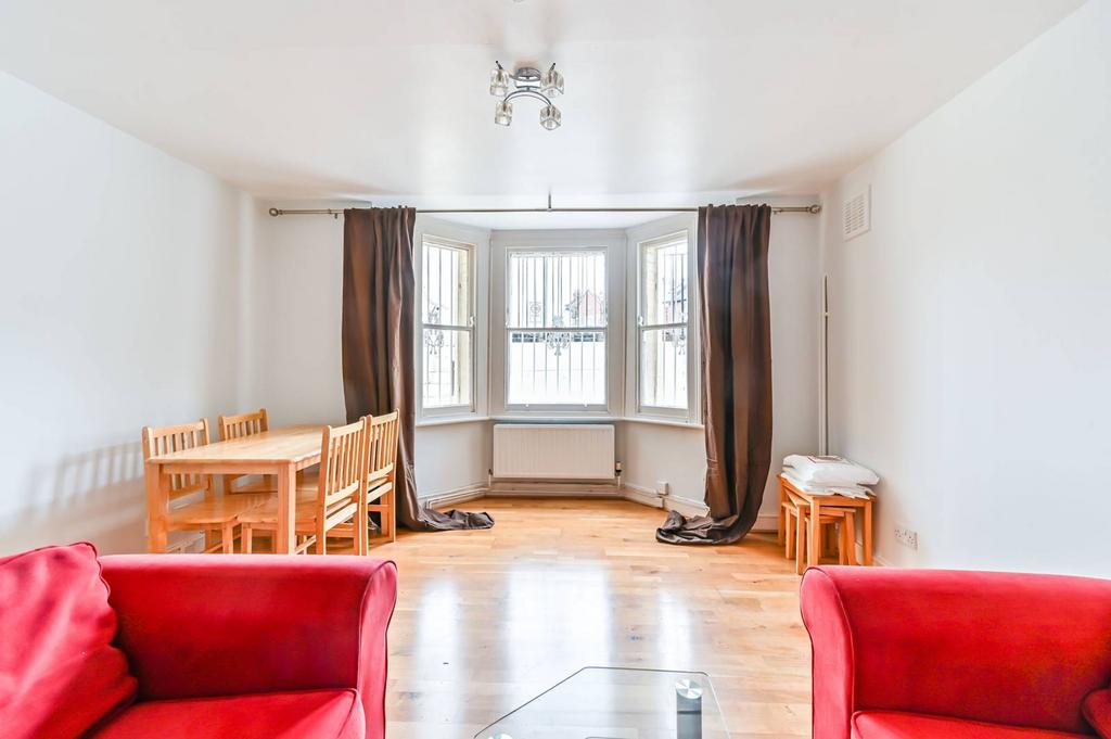 Rossiter Road, Balham, London, SW12 1 bed flat - £3,500 pcm (£808 pw)