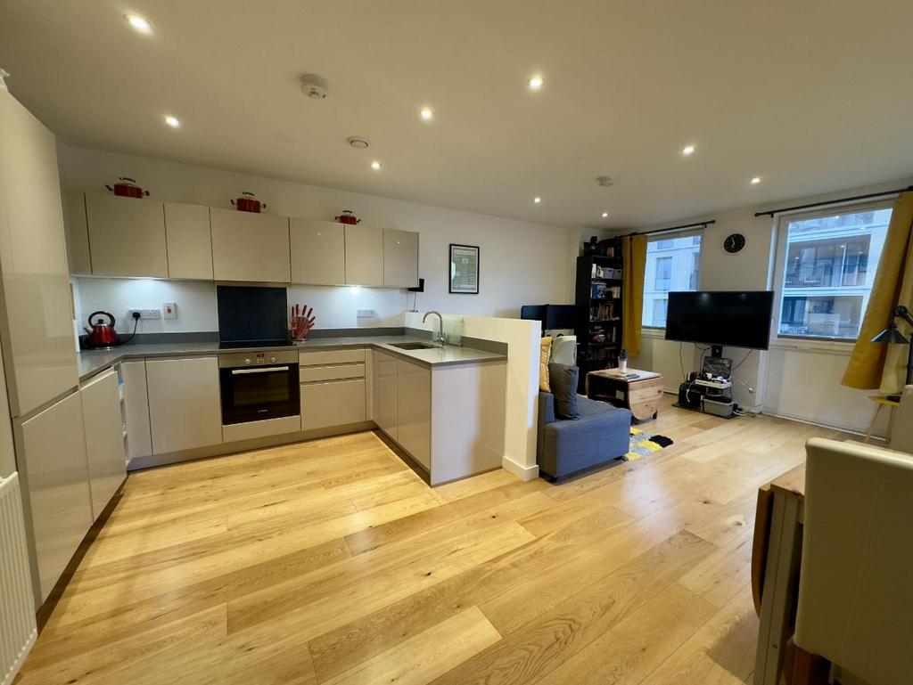 at Pemberton House, Denman Avenue... 1 bed apartment - £332,500