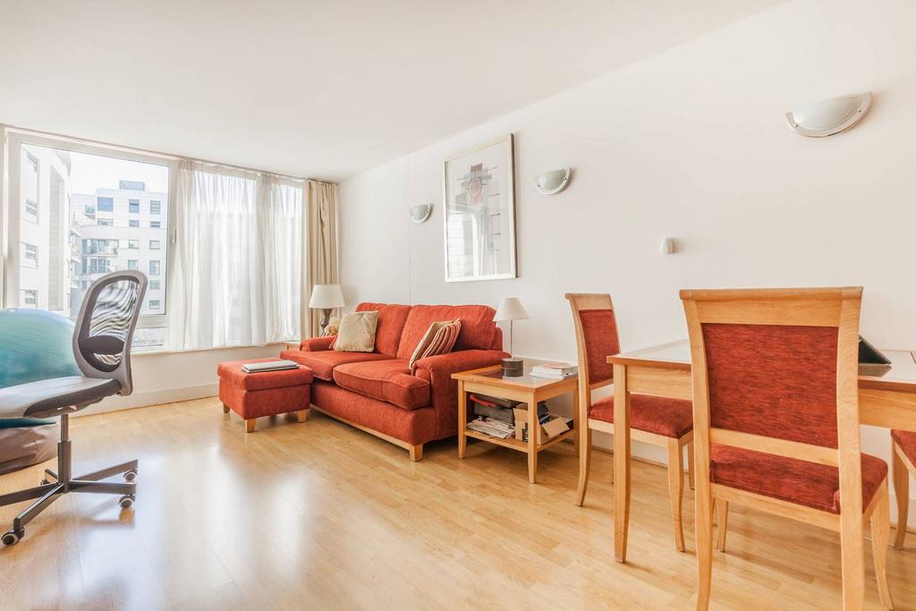 Empire Square, Borough, London, SE1 1 bed flat - £3,900 pcm (£900 pw)