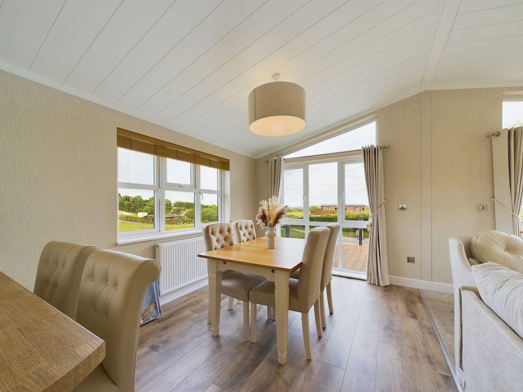 Stag Lodges Holiday Park, Whitby 2 bed lodge for sale - £325,000