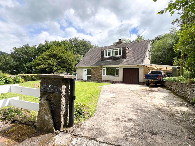 Green Acres, Machen, CF83 8NX 3 bed detached house for sale - £599,999