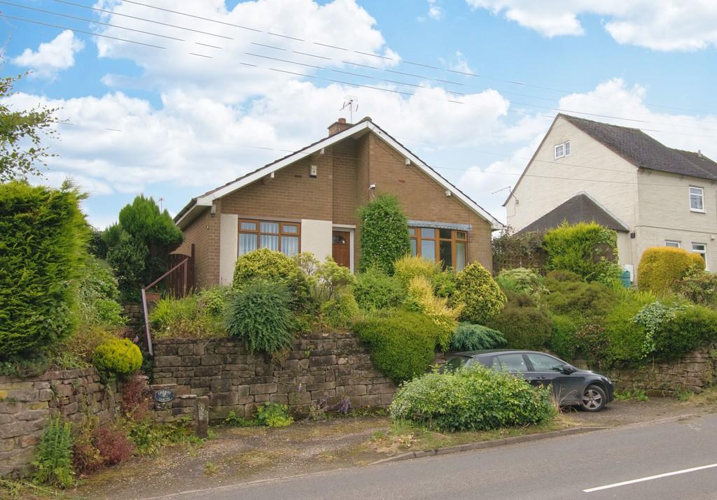 Gallows Green, Alton 2 bed detached bungalow - £250,000