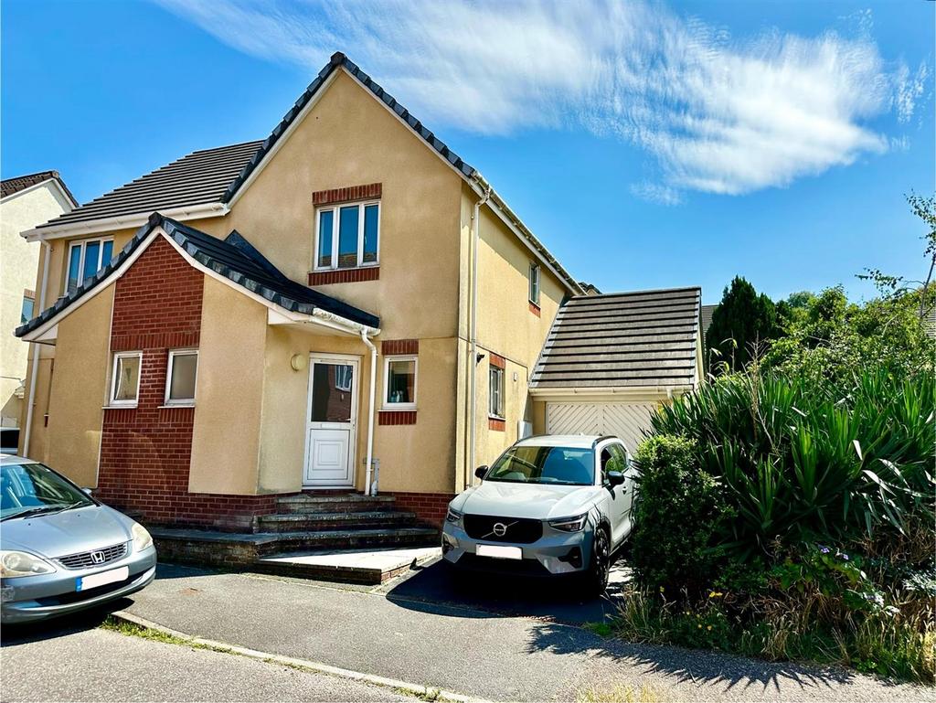 Silverwood Heights, Barnstaple EX32 2 bed semi-detached house - £215,995
