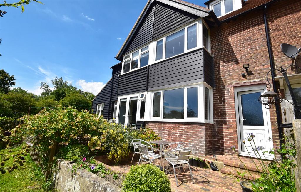 Winchelsea Road, Rye 3 bed terraced house - £375,000