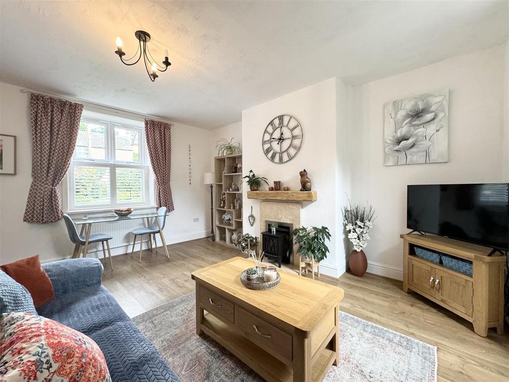 Cuckstool Road, Denby Dale... 2 bed end of terrace house - £215,000