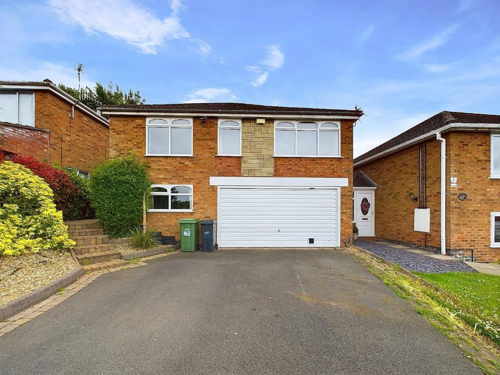 Bagnall Walk, Withymoor, DY5 2SS 3 bed detached house - £320,000