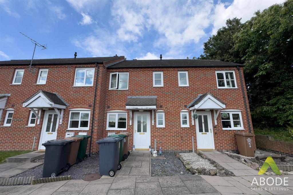 Summer Fields Drive, Swadlincote DE11 2 bed townhouse - £160,000