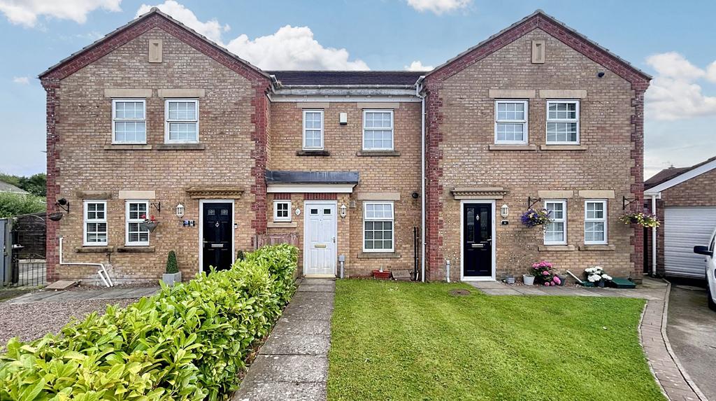 Aintree Close, Ashington... 2 bed terraced house - £120,000