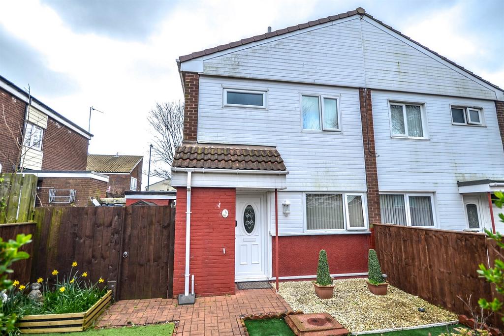 Halstead Place, South Shields 3 bed semi-detached house - £105,000