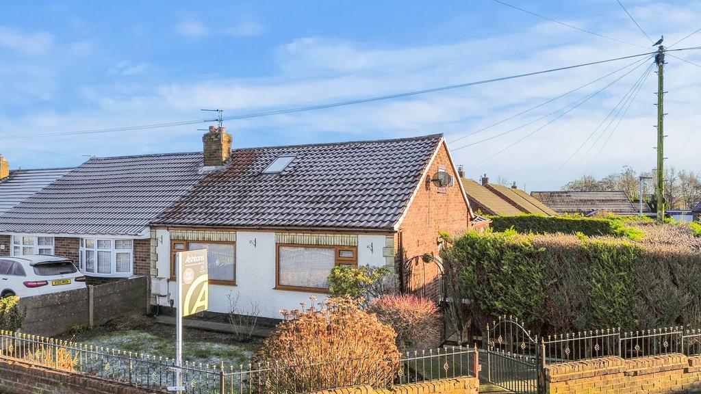 Diane Road, Ashton-In-Makerfield, WN4 3 bed semi-detached bungalow for sale - £160,000