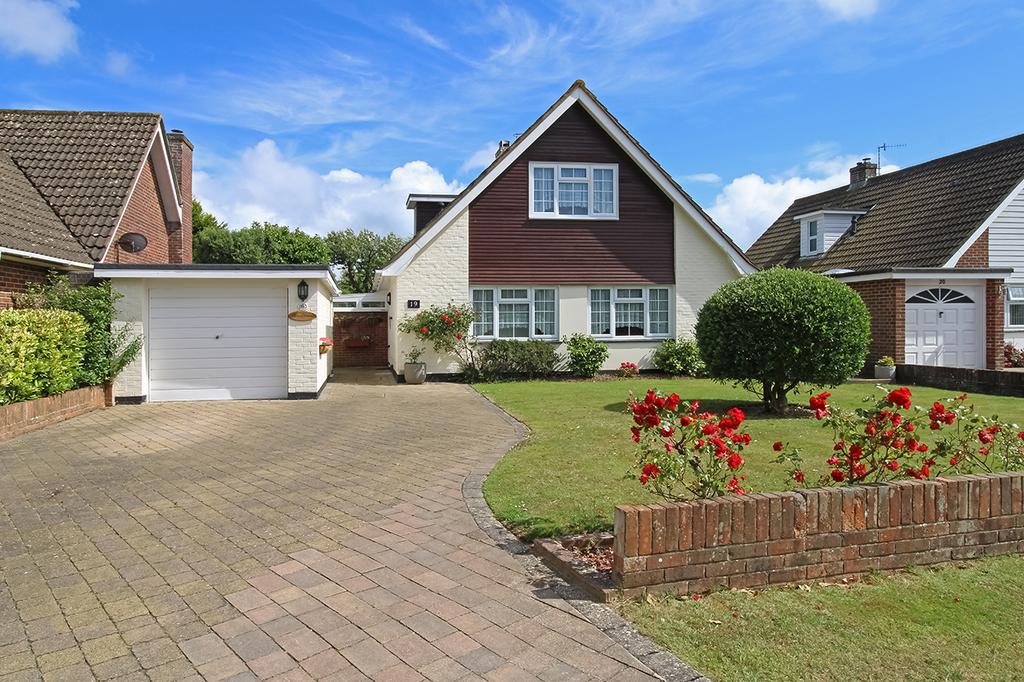 Apple Grove, Aldwick Bay Estate... 4 bed detached house - £725,000