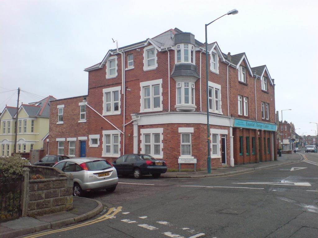 Seabourne Road, Southbourne 1 bed flat - £875 pcm (£202 pw)