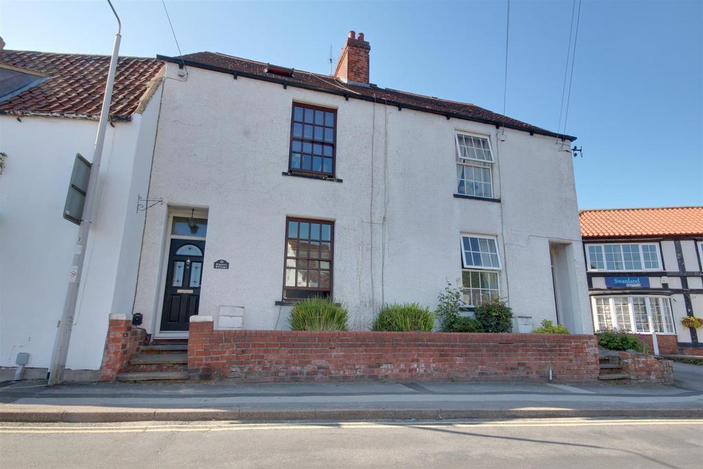 West End, Swanland HU14 4 bed terraced house - £264,950