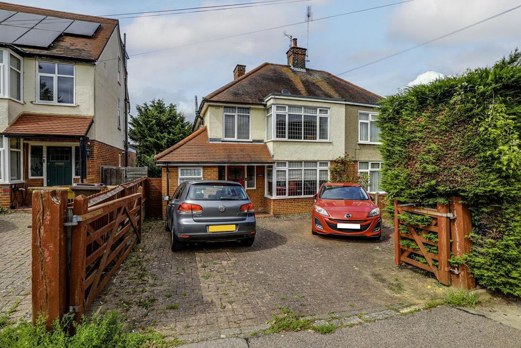 Havers Lane, Bishop's Stortford CM23 3 bed semi-detached house - £575,000