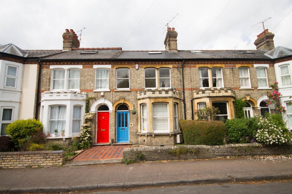 Kimberley Road Cambridge 3 bed terraced house - £2,100 pcm (£485 pw)